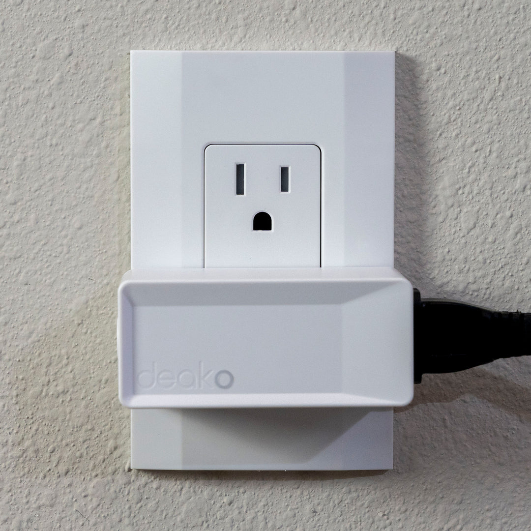 Deako Lighting System | Smart Plug